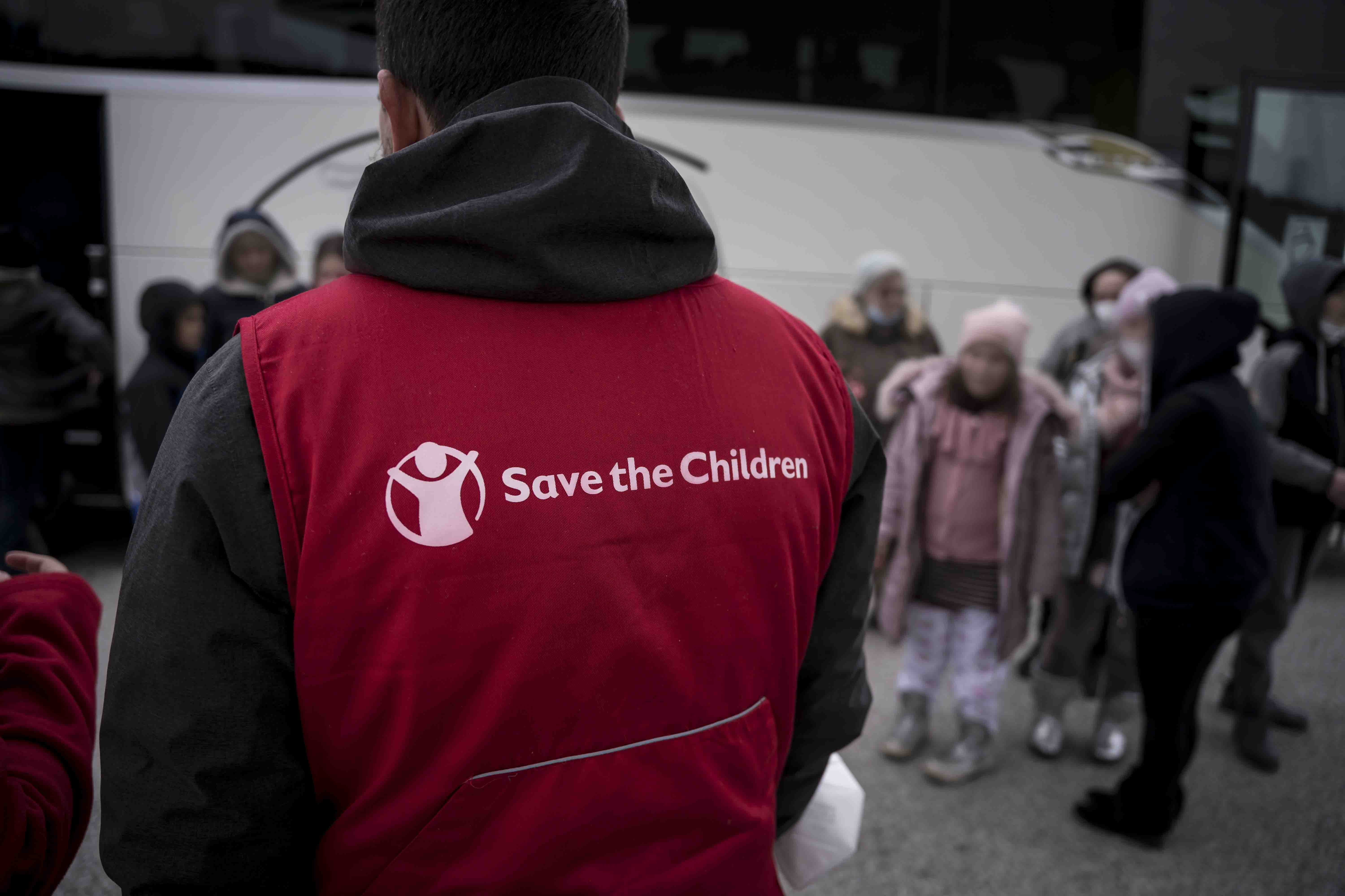Save the Children, more than one in three young people in Italy lives ...